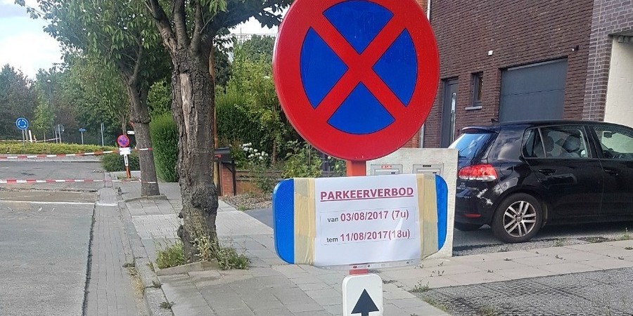 Van wie is dat parkeerverbod? | Antwerpen