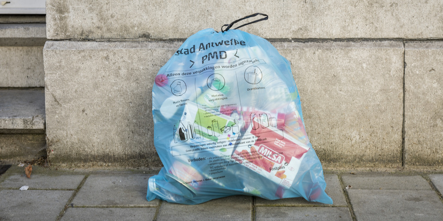 Vanaf 1 januari 2021 mag je meer plastic bij je PMD doen – Den Dam ...